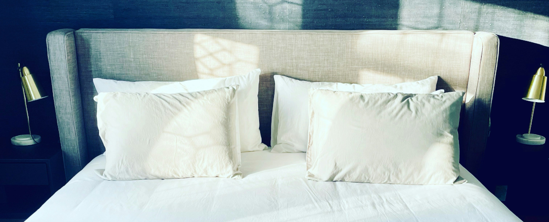 Comparing Queen Beds & Double Beds: Pros, Cons & Tips | The Mattress ...